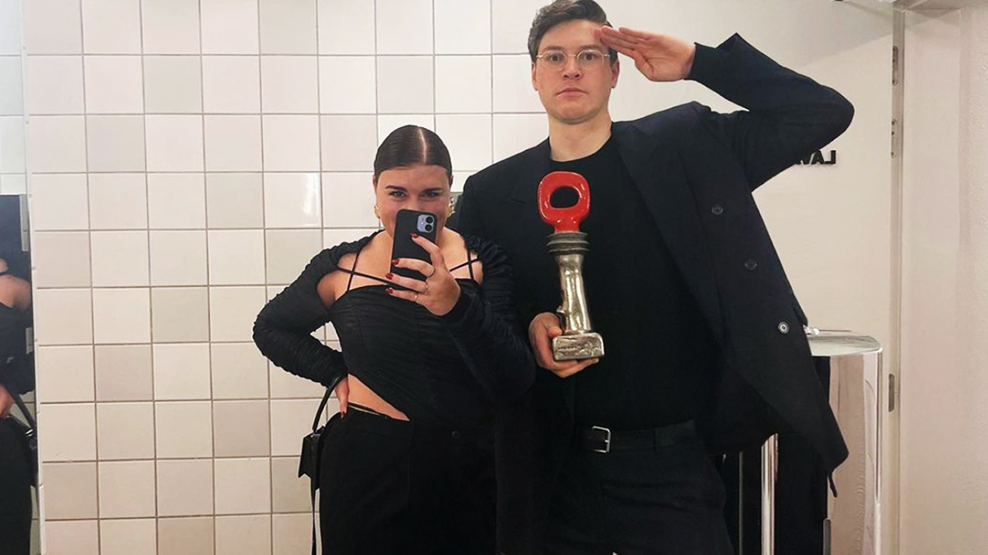 Ester Manas wins the Belgian Fashion Award for Changemaker of the Year ...